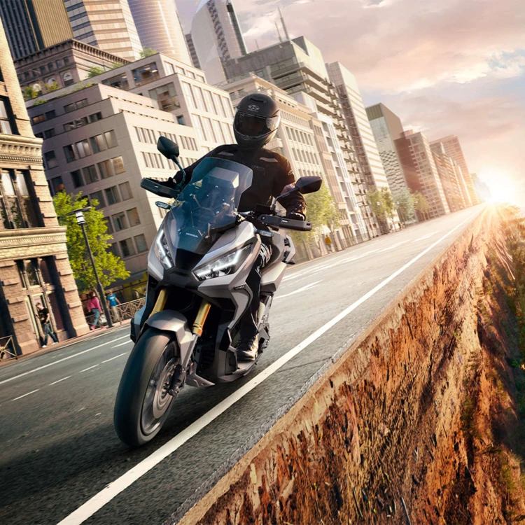 O modelu - X-ADV